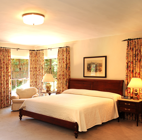 Downtown Tucson Hotels - Arizona Inn